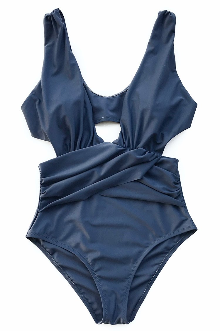 Endless Love V-neck One-piece Swimsuit