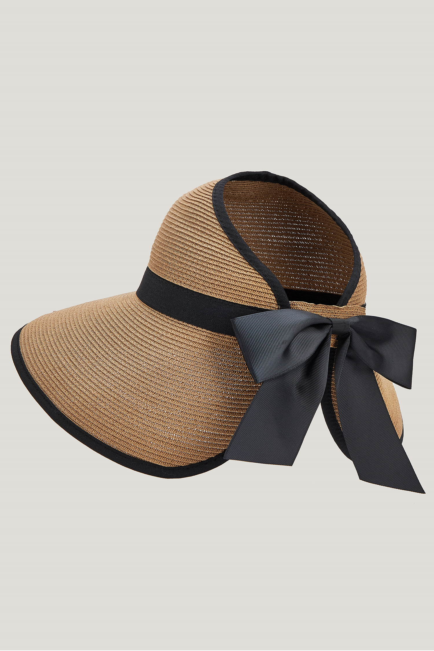 Toppvy av halmvisir-Cupshe Sverige